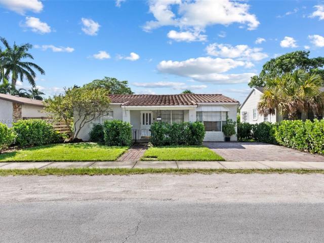 2226 Cleveland St, Hollywood, FL