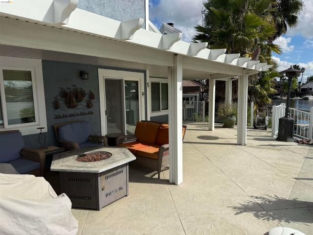 2226 cove court