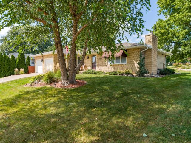 2226 E 33RD Street