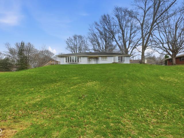 2226 Lake Drive