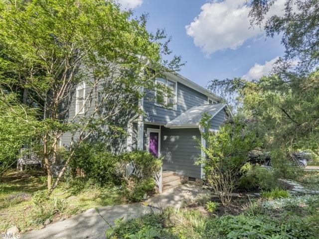 2226 Pathway Dr, Carrboro, NC 27516