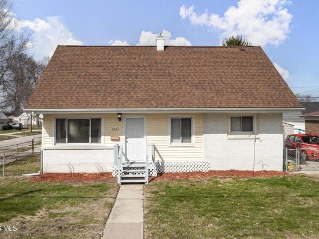 2226 Peabody Ave, Toledo, OH 43614