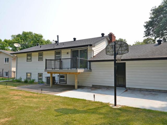 2226 Pleasant View Drive