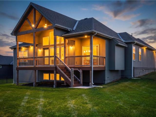 2226 SW Heartland Court