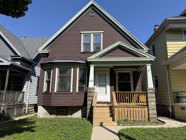 2226 S 30th St, Milwaukee, WI 53215