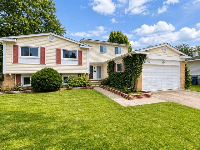 2226 Yorktown Dr, Ann Arbor, MI 48105