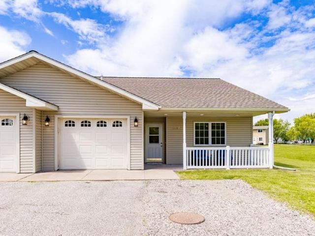 2227 Bardon Ave Unit 1, Superior, WI 54880