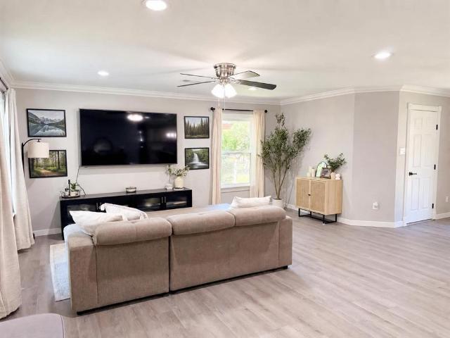 2227 Cambridge Drive