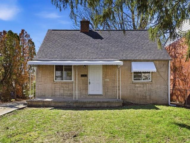 2227 Homestead Dr, Columbus, OH 43211