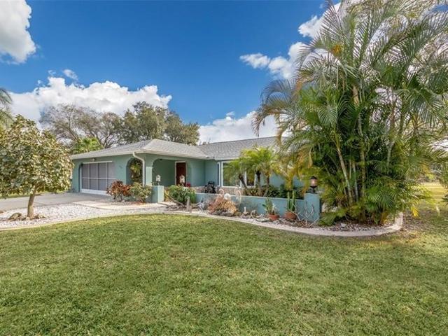2227 Pineland Dr, Englewood, FL 34223