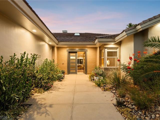 2227 Versailles Court