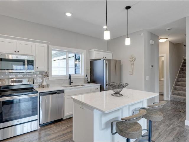 22286 Lilac Lane