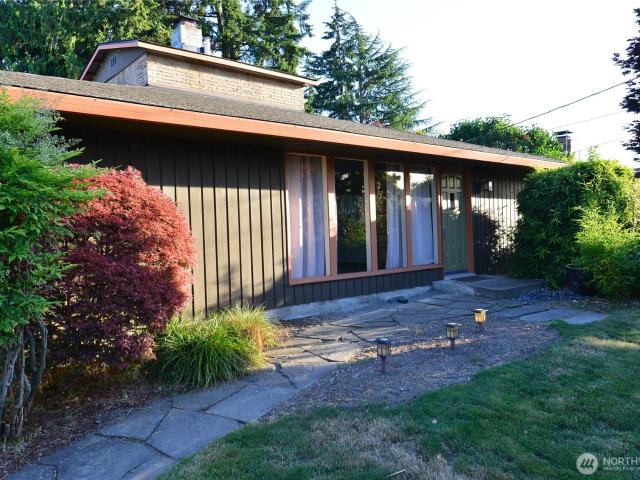 2228 Merchant