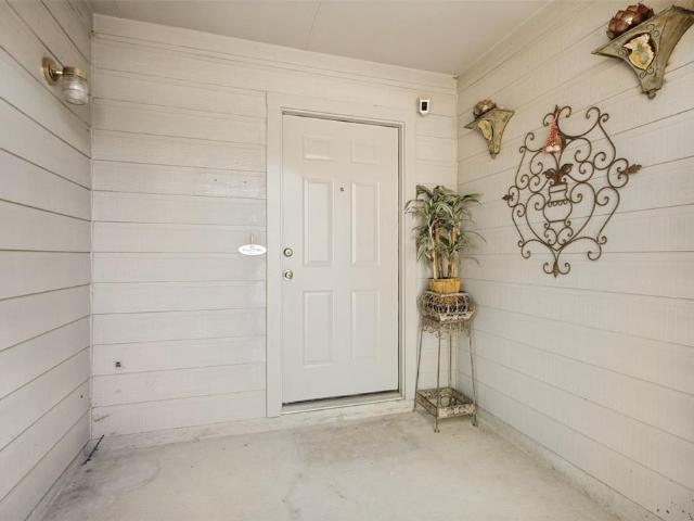 2228 Overlook Lane