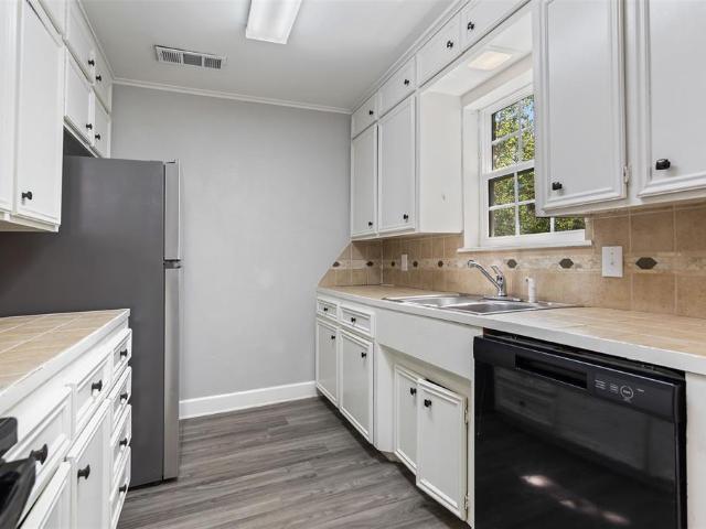 2228 Aberdeen Drive # 2226