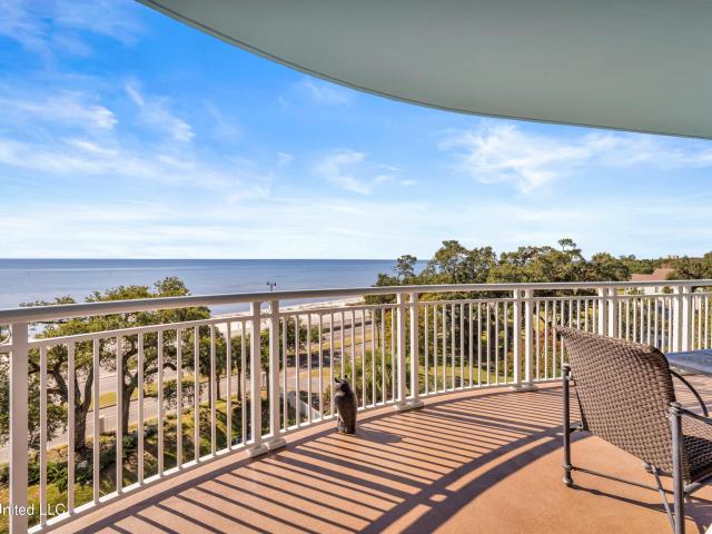 2228 Beach Drive