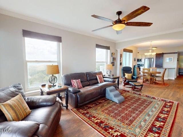 2228 Beach Drive