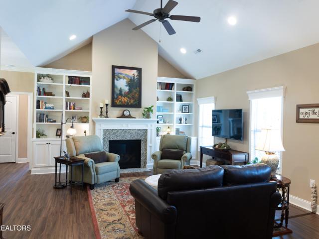 2228 Boulder Crest Lane