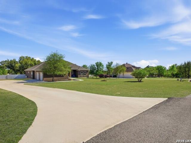 2228 Deer Run