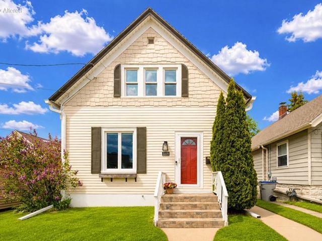 2228 E Euclid Ave, Milwaukee, WI 53207
