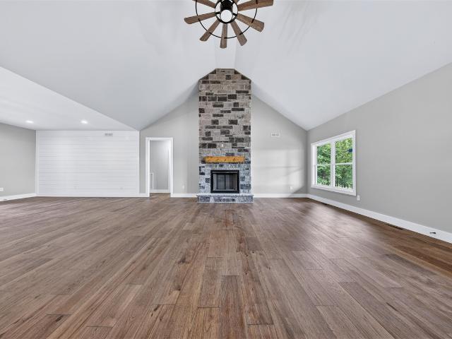 2228 Lawrence Road