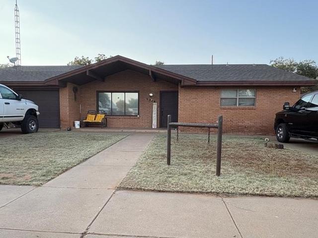 2228 S 5th St, Lamesa, TX 79331