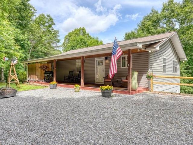 2228 Walls Mountain Rd, Hiawassee, GA 30546