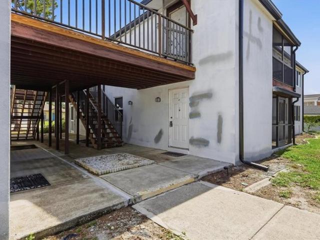 22291 Westchester Blvd Apt 302, Port Charlotte, FL 33952