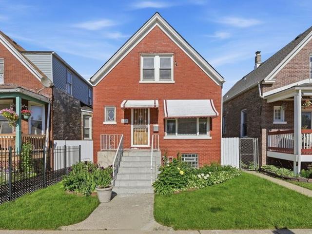 2229 N Kedvale Ave, Chicago, IL 60639