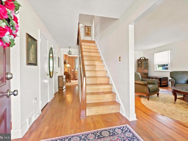 2229 Oakwyn Road