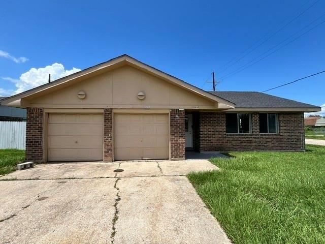 2229 Cambridge Dr, Laplace, LA 70068