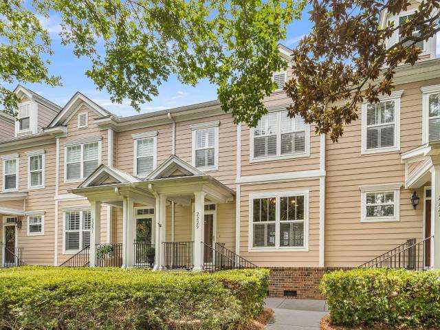 2229 Daniel Island Drive
