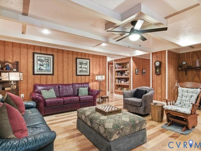 2229 Pine Cove Trail