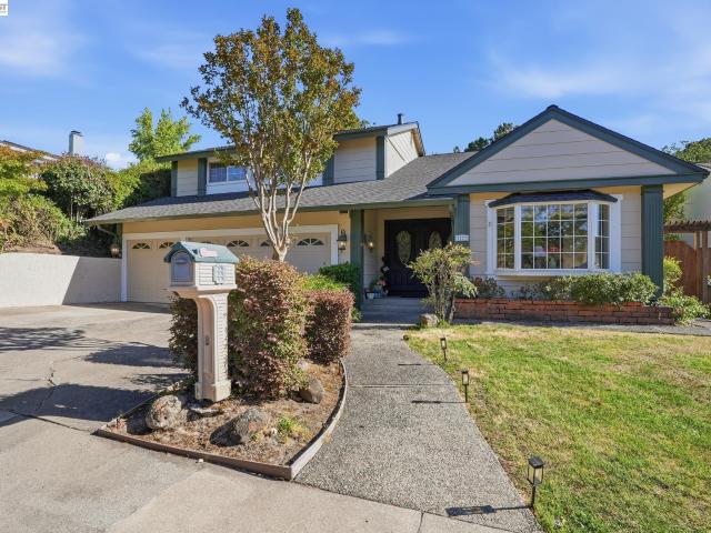 2229 Stewart Ave
