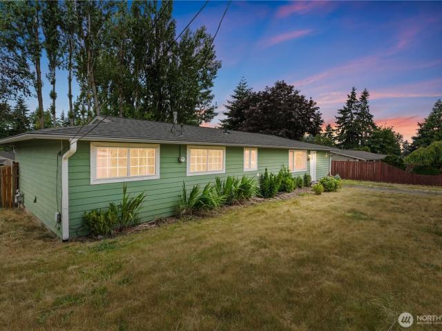 2229 SW 330th St, Federal Way, WA 98023 | MLS #2396