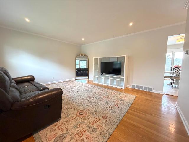 2229 Sandra Court