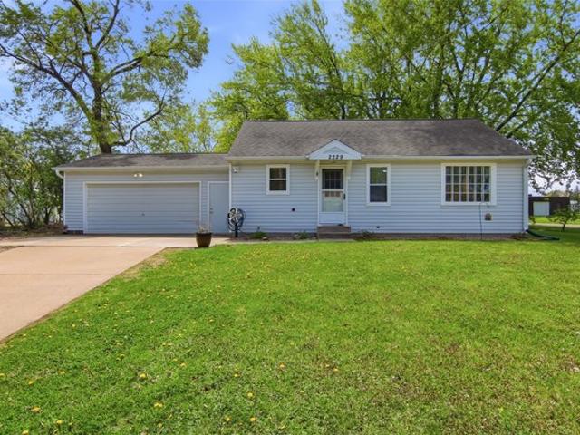 2229 Vine St, Eau Claire, WI 54703