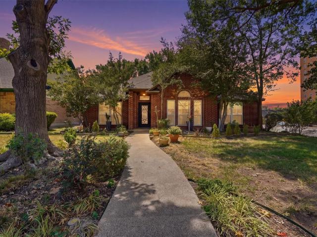 2229 Weatherbee Street