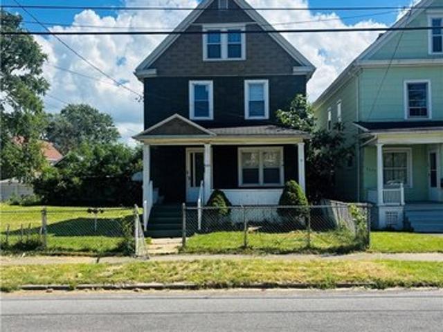 2229 Whitney Ave, Niagara Falls, NY 14301