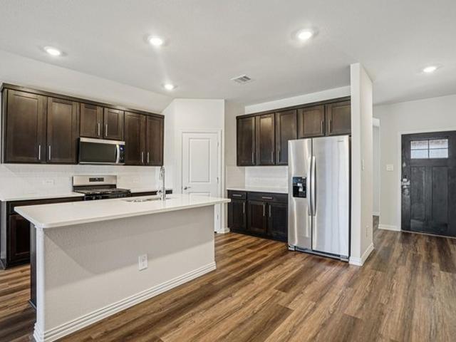 2229 Zephyr Dr, Princeton, TX 75407
