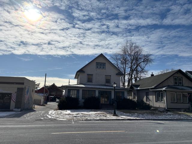 2229 12th Street E