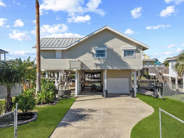 22202 Frio Drive