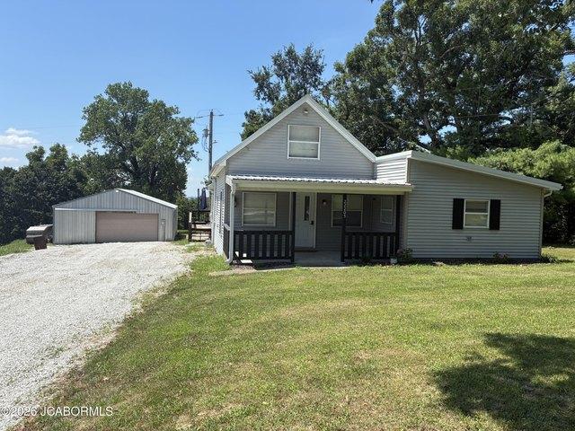 22205 S Coonce Ln, Hartsburg, MO 65039