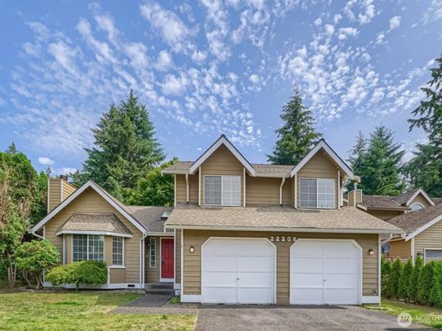 22206 SE 250th St, Maple Valley, WA 98038
