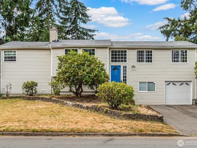 22208 Meridian Ave S, Bothell, WA 98021