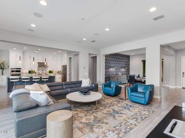 22209 N 30TH Place