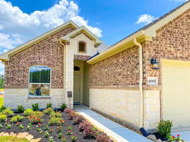 2220 Manila Ln, Texas City, TX 77568