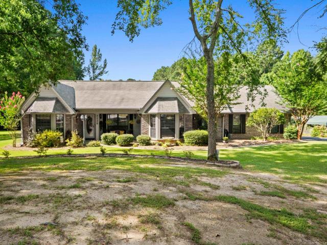 2220 Meadow Pond Trail