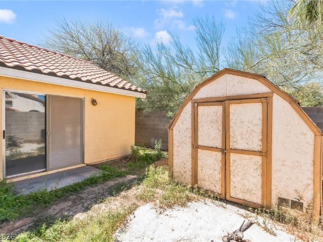 2220 Misty Ridge Cir, North Las Vegas, NV 89032 | MLS #2762