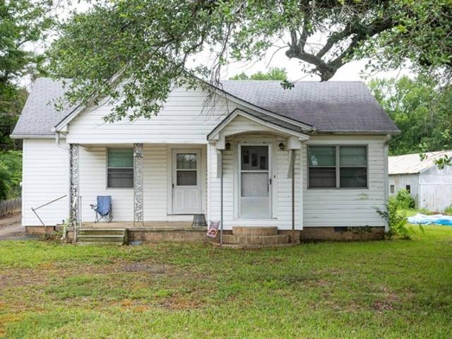 2220 N Vine, Magnolia, AR 71753
